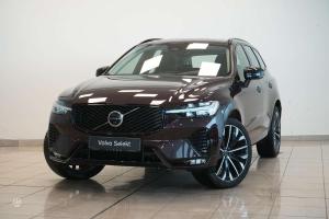 Sarkans Volvo XC60 2025 Viļņa, ar dzinēja tilpumu 1.97 L un nobraukumu 10 tūkst. km par 56900 €, foto  vietnē AUTOMOTO.COM.LV
