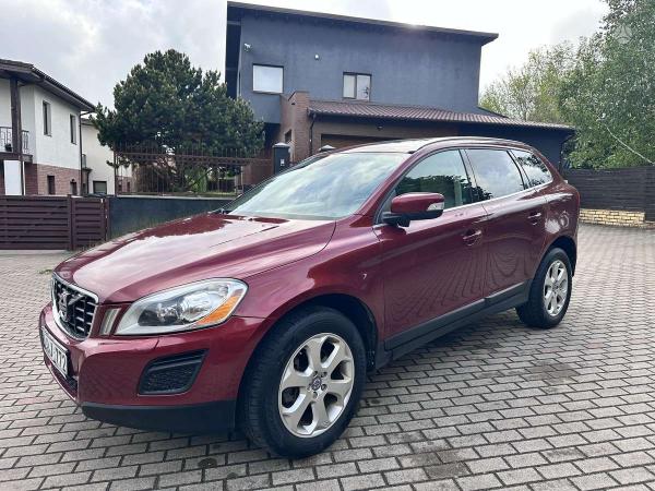Sarkans Volvo XC60 2013 Klaipėda, ar dzinēja tilpumu 3.19 L un nobraukumu 230 tūkst. km par 10200 €, foto 5 vietnē AUTOMOTO.COM.LV