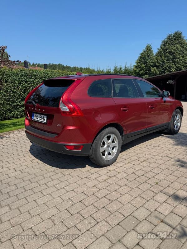 Red Volvo XC60 2012 in Tallinn, with an engine capacity of 2.00 L and mileage of 182 thousand km for 8600 €, photo 3 on AUTOMOTO.COM.LV