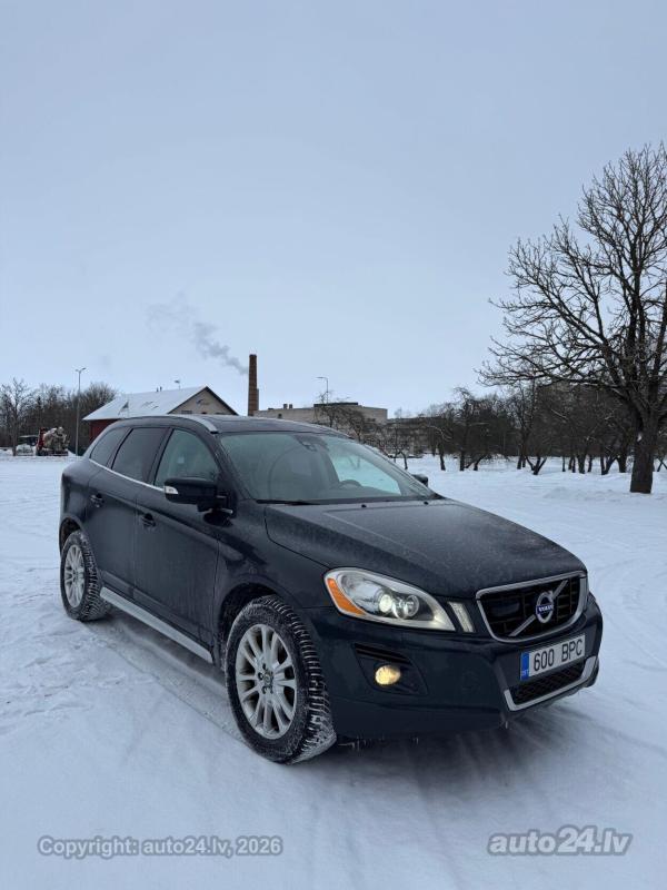 Volvo XC60 2009 in Kivioli, with an engine capacity of 2.40 L and mileage of 290 thousand km for 7500 €, photo 2 on AUTOMOTO.COM.LV