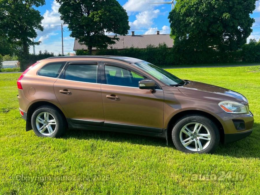 Volvo XC60 2010 Tallina, ar dzinēja tilpumu 2.40 L un nobraukumu 355 tūkst. km par 6500 €, foto 5 vietnē AUTOMOTO.COM.LV