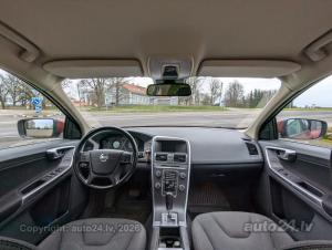 Volvo XC60 2011 Narva, ar dzinēja tilpumu 2.00 L un nobraukumu 159 tūkst. km par 9850 €, foto 17 vietnē AUTOMOTO.COM.LV