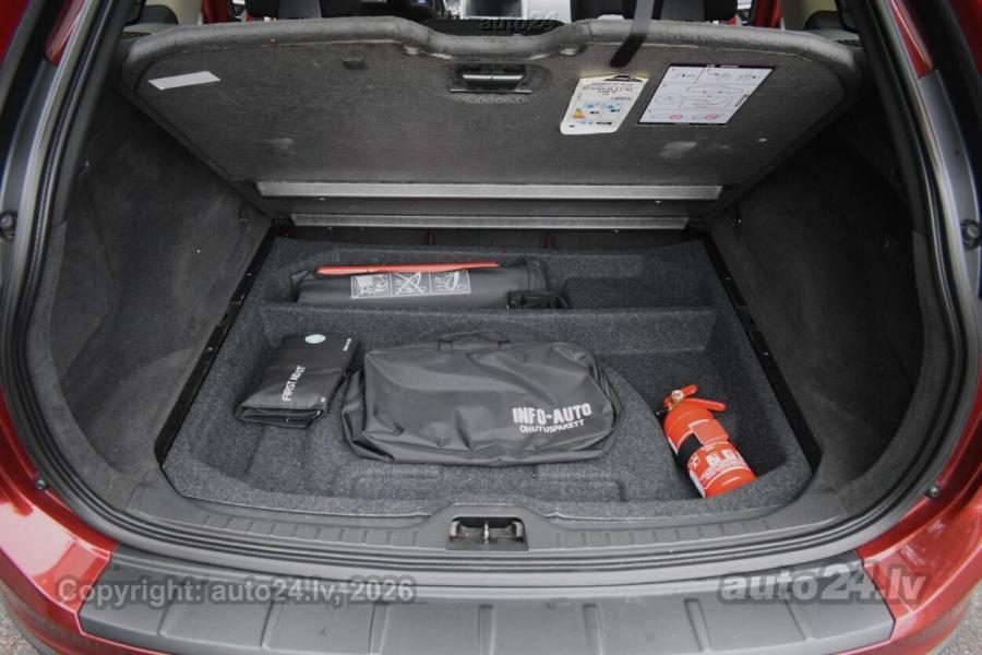Volvo XC60 2011 Narva, ar dzinēja tilpumu 2.00 L un nobraukumu 159 tūkst. km par 9850 €, foto 19 vietnē AUTOMOTO.COM.LV