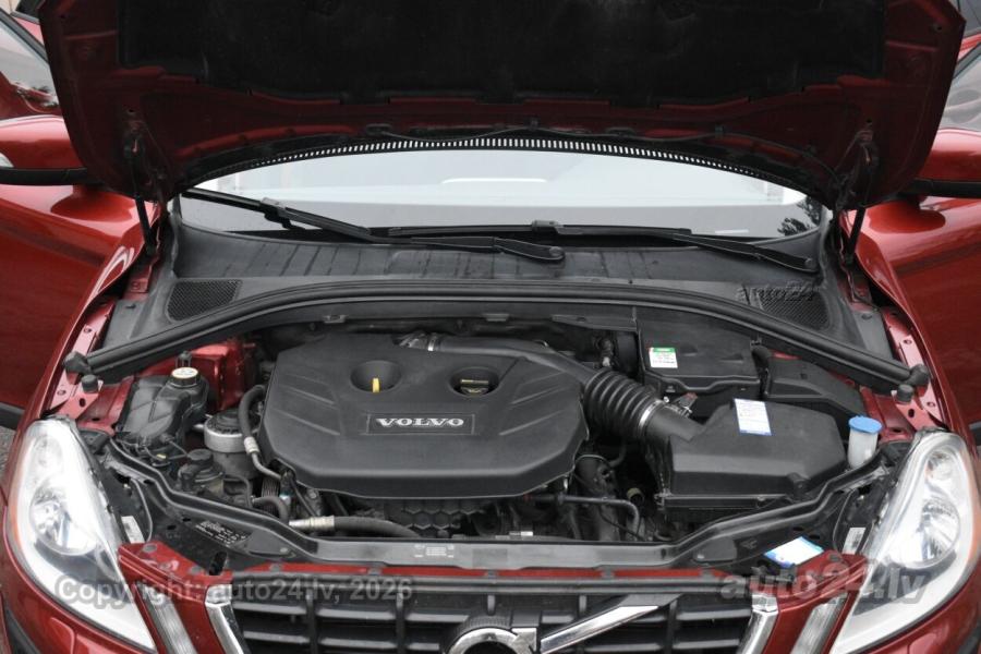 Volvo XC60 2011 Narva, ar dzinēja tilpumu 2.00 L un nobraukumu 159 tūkst. km par 9850 €, foto 23 vietnē AUTOMOTO.COM.LV