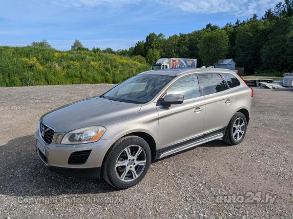 Volvo XC60 2011 Tallina, ar dzinēja tilpumu 2.40 L un nobraukumu 367 tūkst. km par 9900 €, foto 1 vietnē AUTOMOTO.COM.LV