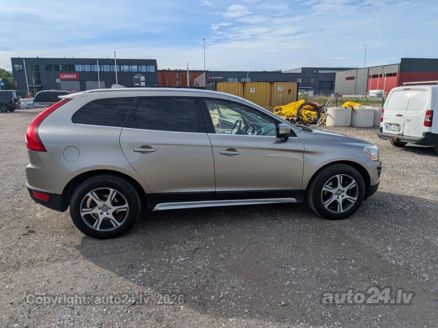 Volvo XC60 2011 Tallina, ar dzinēja tilpumu 2.40 L un nobraukumu 367 tūkst. km par 9900 €, foto 6 vietnē AUTOMOTO.COM.LV