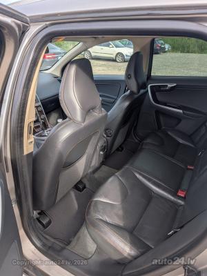 Volvo XC60 2011 Tallina, ar dzinēja tilpumu 2.40 L un nobraukumu 367 tūkst. km par 9900 €, foto 11 vietnē AUTOMOTO.COM.LV