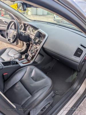 Volvo XC60 2011 Tallina, ar dzinēja tilpumu 2.40 L un nobraukumu 367 tūkst. km par 9900 €, foto 14 vietnē AUTOMOTO.COM.LV