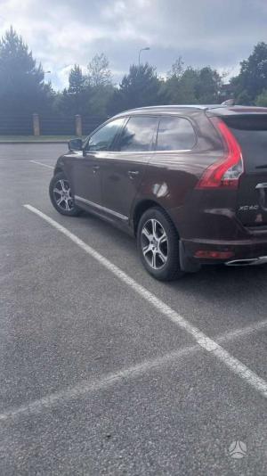 Volvo XC60 2014 Palanga, ar dzinēja tilpumu 2.40 L un nobraukumu 176 tūkst. km par 14000 €, foto 3 vietnē AUTOMOTO.COM.LV