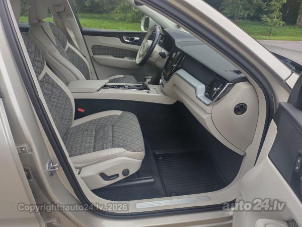 Volvo XC60 2018 Pērnava, ar dzinēja tilpumu 2.00 L un nobraukumu 174 tūkst. km par 18700 €, foto 9 vietnē AUTOMOTO.COM.LV