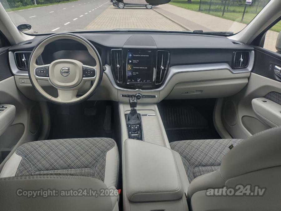Volvo XC60 2018 in Parnu, with an engine capacity of 2.00 L and mileage of 174 thousand km for 18700 €, photo 12 on AUTOMOTO.COM.LV