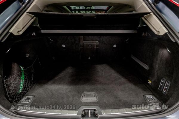 Volvo XC60 2019 in Parnu, with an engine capacity of 2.00 L and mileage of 197 thousand km for 22500 €, photo 11 on AUTOMOTO.COM.LV