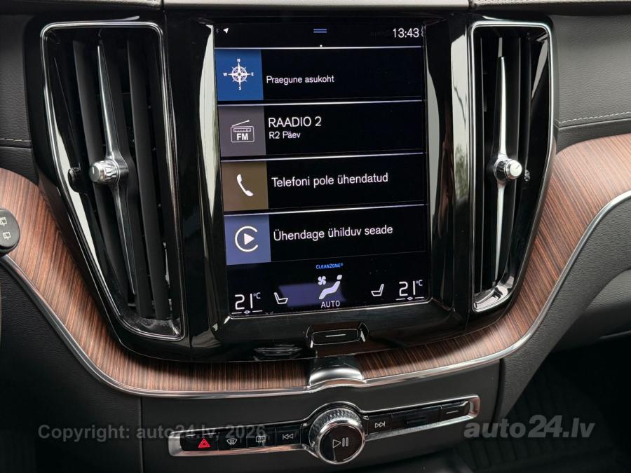 Volvo XC60 2020 Pērnava, ar dzinēja tilpumu 2.00 L un nobraukumu 142 tūkst. km par 31900 €, foto 9 vietnē AUTOMOTO.COM.LV