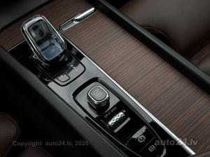 Volvo XC60 2020 Pērnava, ar dzinēja tilpumu 2.00 L un nobraukumu 142 tūkst. km par 31900 €, foto 19 vietnē AUTOMOTO.COM.LV
