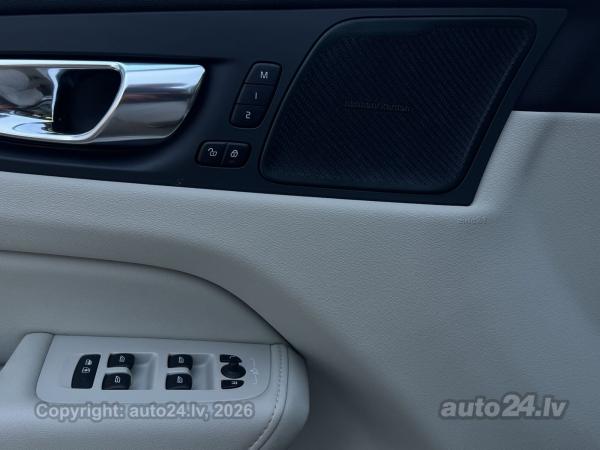 Volvo XC60 2020 Pērnava, ar dzinēja tilpumu 2.00 L un nobraukumu 141 tūkst. km par 29900 €, foto 10 vietnē AUTOMOTO.COM.LV
