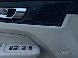 Volvo XC60 2020 in Parnu, with an engine capacity of 2.00 L and mileage of 141 thousand km for 29900 €, photo 11 on AUTOMOTO.COM.LV