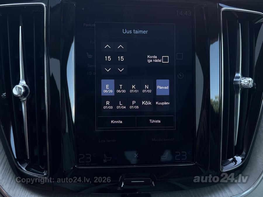 Volvo XC60 2020 in Parnu, with an engine capacity of 2.00 L and mileage of 141 thousand km for 29900 €, photo 17 on AUTOMOTO.COM.LV