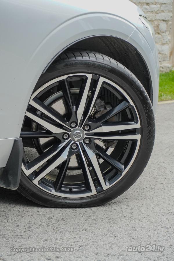Volvo XC60 2020 Tallina, ar dzinēja tilpumu 2.00 L un nobraukumu 130 tūkst. km par 29500 €, foto 10 vietnē AUTOMOTO.COM.LV