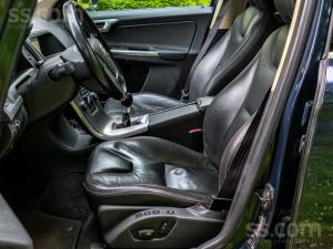 Violets Volvo XC60 2013 Rīga, ar dzinēja tilpumu 2.00 L un nobraukumu 220 tūkst. km par 9500 €, foto 6 vietnē AUTOMOTO.COM.LV
