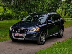 Violets Volvo XC60 2013 Rīga, ar dzinēja tilpumu 2.00 L un nobraukumu 220 tūkst. km par 9500 €, foto 17 vietnē AUTOMOTO.COM.LV