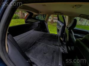 Violets Volvo XC60 2013 Rīga, ar dzinēja tilpumu 2.00 L un nobraukumu 220 tūkst. km par 9500 €, foto 23 vietnē AUTOMOTO.COM.LV