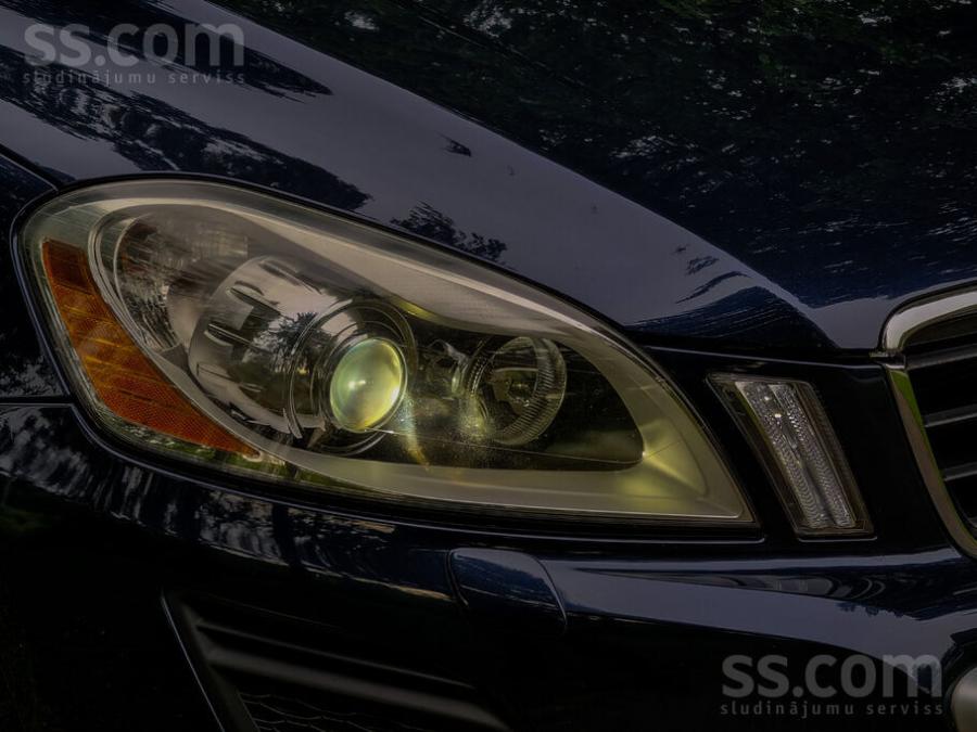 Violets Volvo XC60 2013 Rīga, ar dzinēja tilpumu 2.00 L un nobraukumu 220 tūkst. km par 9500 €, foto 24 vietnē AUTOMOTO.COM.LV