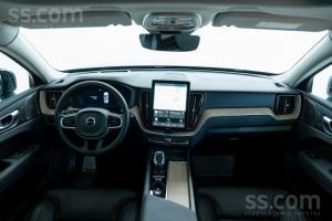 Violet Volvo XC60 2025 in Riga, with an engine capacity of 2.00 L and mileage of 8 thousand km for 60990 €, photo 7 on AUTOMOTO.COM.LV