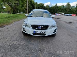 Balts Volvo XC60 2008 Talsi, ar dzinēja tilpumu 2.40 L un nobraukumu 357 tūkst. km par 7100 €, foto 3 vietnē AUTOMOTO.COM.LV