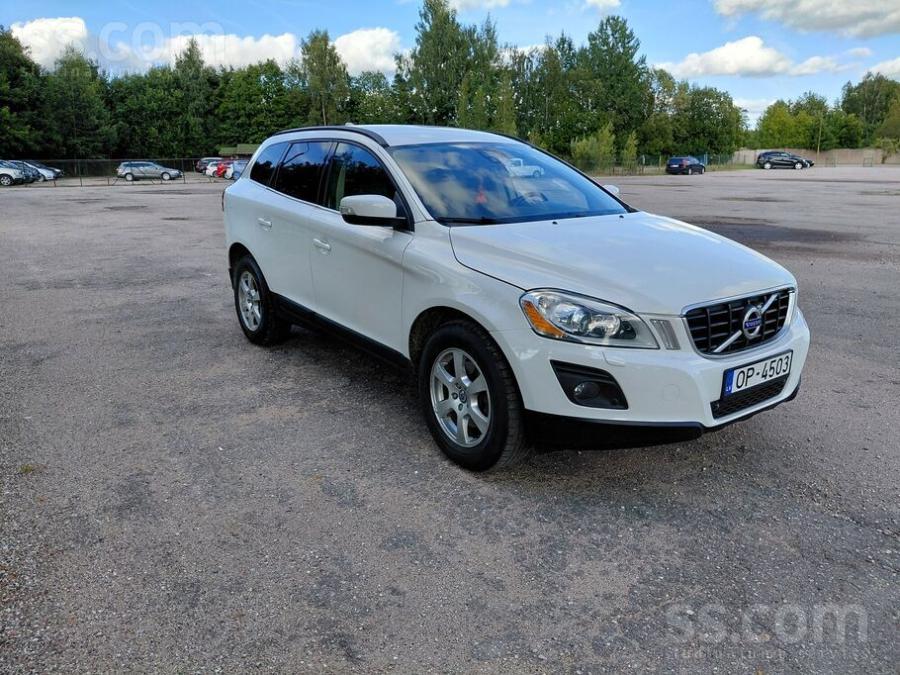 Balts Volvo XC60 2008 Talsi, ar dzinēja tilpumu 2.40 L un nobraukumu 357 tūkst. km par 7100 €, foto 4 vietnē AUTOMOTO.COM.LV