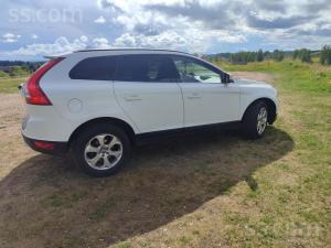 White Volvo XC60 2008 in Daugavpils, with an engine capacity of 2.40 L and mileage of 259 thousand km for 7000 €, photo  on AUTOMOTO.COM.LV