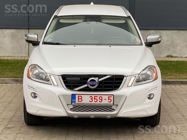 Balts Volvo XC60 2009 Rīga, ar dzinēja tilpumu 2.40 L un nobraukumu 0 tūkst. km par 8599 €, foto 5 vietnē AUTOMOTO.COM.LV