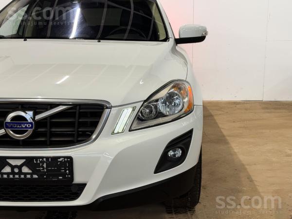 Balts Volvo XC60 2009 Jūrmala, ar dzinēja tilpumu 2.40 L un nobraukumu 314 tūkst. km par 8995 €, foto 6 vietnē AUTOMOTO.COM.LV