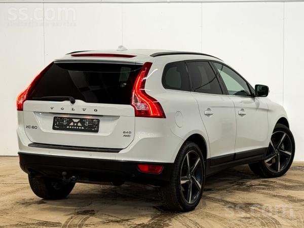 Balts Volvo XC60 2009 Jūrmala, ar dzinēja tilpumu 2.40 L un nobraukumu 314 tūkst. km par 8995 €, foto 10 vietnē AUTOMOTO.COM.LV