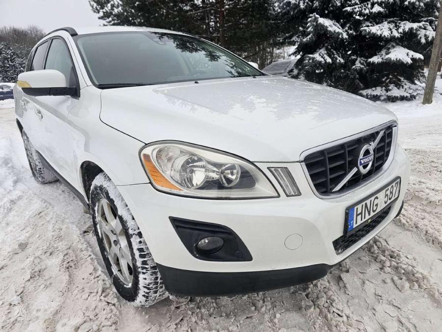 Balts Volvo XC60 2009 Kauņa, ar dzinēja tilpumu 2.40 L un nobraukumu 368 tūkst. km par 5150 €, foto 11 vietnē AUTOMOTO.COM.LV