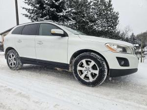 Balts Volvo XC60 2009 Kauņa, ar dzinēja tilpumu 2.40 L un nobraukumu 368 tūkst. km par 5150 €, foto 12 vietnē AUTOMOTO.COM.LV