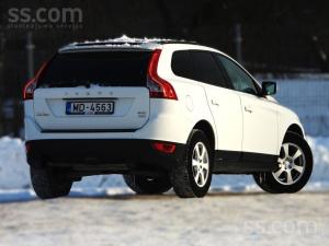 Balts Volvo XC60 2009 Rīga, ar dzinēja tilpumu 2.40 L un nobraukumu 391 tūkst. km par 8400 €, foto 7 vietnē AUTOMOTO.COM.LV