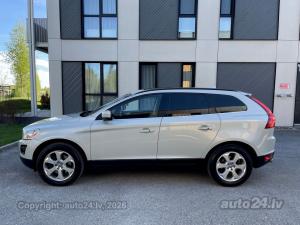 Balts Volvo XC60 2009 Tartu, ar dzinēja tilpumu 2.40 L un nobraukumu 270 tūkst. km par 7399 €, foto 6 vietnē AUTOMOTO.COM.LV