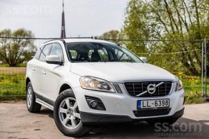 Balts Volvo XC60 2009 Rīga, ar dzinēja tilpumu 2.40 L un nobraukumu 373 tūkst. km par 7290 €, foto 3 vietnē AUTOMOTO.COM.LV