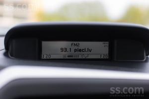 Balts Volvo XC60 2009 Rīga, ar dzinēja tilpumu 2.40 L un nobraukumu 373 tūkst. km par 7290 €, foto 18 vietnē AUTOMOTO.COM.LV