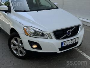 Balts Volvo XC60 2009 Rīga, ar dzinēja tilpumu 2.40 L un nobraukumu 0 tūkst. km par 8650 €, foto 5 vietnē AUTOMOTO.COM.LV