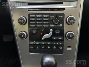 Balts Volvo XC60 2009 Rīga, ar dzinēja tilpumu 2.40 L un nobraukumu 0 tūkst. km par 8650 €, foto 18 vietnē AUTOMOTO.COM.LV
