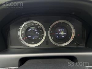 Balts Volvo XC60 2009 Rīga, ar dzinēja tilpumu 2.40 L un nobraukumu 0 tūkst. km par 8650 €, foto 19 vietnē AUTOMOTO.COM.LV