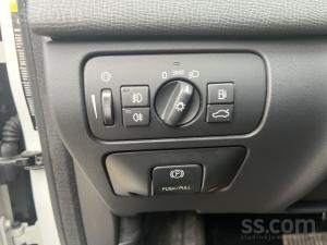 Balts Volvo XC60 2009 Rīga, ar dzinēja tilpumu 2.40 L un nobraukumu 0 tūkst. km par 8650 €, foto 22 vietnē AUTOMOTO.COM.LV