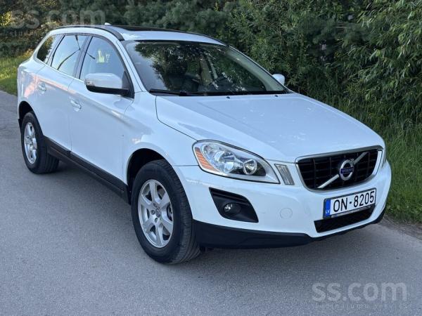 Белый Вольво ХС60 2009 в Екабпилс, объемом двигателя 2.40 л и пробегом 326 тыс. км за 7700 €, фото 1 на AUTOMOTO.COM.LV