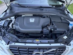 Balts Volvo XC60 2009 Jēkabpils, ar dzinēja tilpumu 2.40 L un nobraukumu 326 tūkst. km par 7700 €, foto 21 vietnē AUTOMOTO.COM.LV