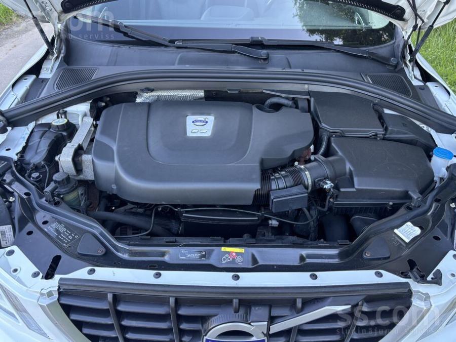 Balts Volvo XC60 2009 Jēkabpils, ar dzinēja tilpumu 2.40 L un nobraukumu 326 tūkst. km par 7700 €, foto 21 vietnē AUTOMOTO.COM.LV