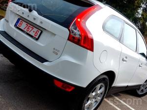 Balts Volvo XC60 2009 Rīga, ar dzinēja tilpumu 2.40 L un nobraukumu 199 tūkst. km par 7900 €, foto 13 vietnē AUTOMOTO.COM.LV