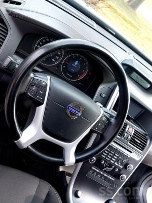 Balts Volvo XC60 2009 Rīga, ar dzinēja tilpumu 2.40 L un nobraukumu 199 tūkst. km par 7900 €, foto 18 vietnē AUTOMOTO.COM.LV