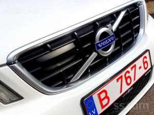 Balts Volvo XC60 2009 Rīga, ar dzinēja tilpumu 2.40 L un nobraukumu 199 tūkst. km par 7900 €, foto 20 vietnē AUTOMOTO.COM.LV