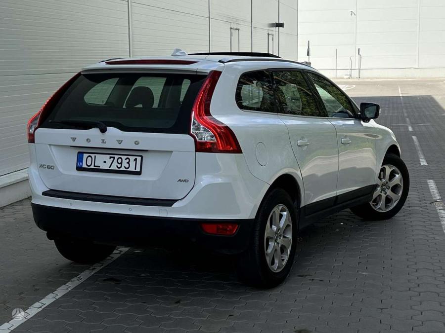 Белый Вольво ХС60 2009 в Рига, объемом двигателя 0.00 л и пробегом 225 тыс. км за 8590 €, фото 7 на AUTOMOTO.COM.LV